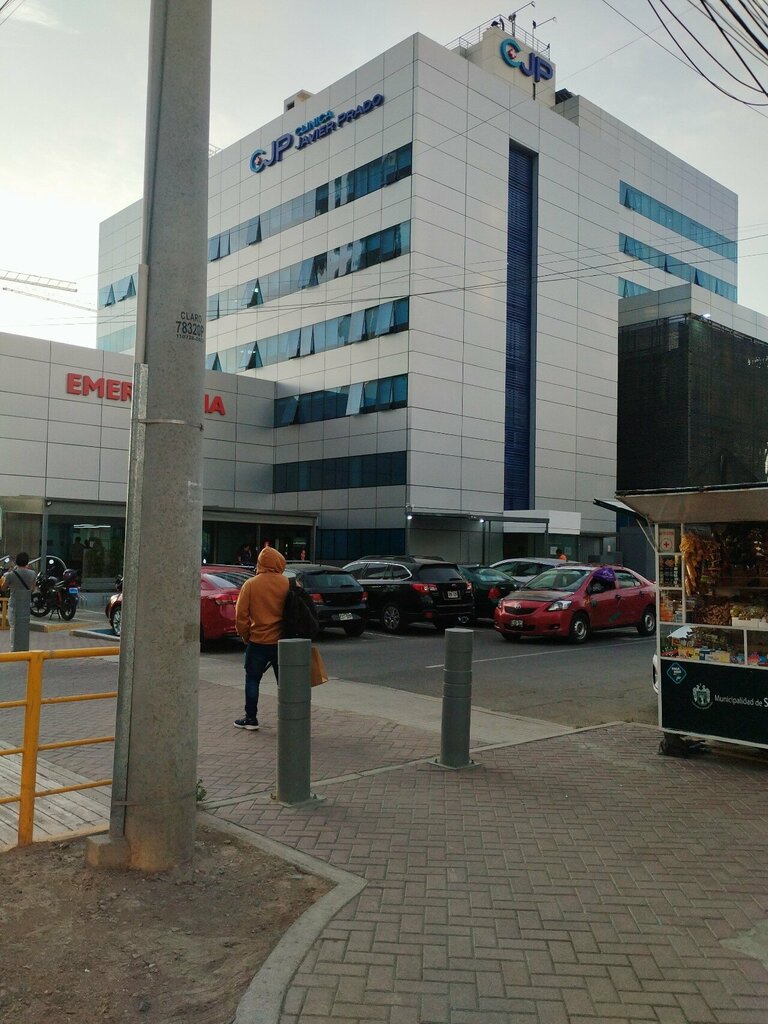 Tıp merkezleri ve klinikler Centro de Vacunación de la Clínica Javier Prado, Lima, foto