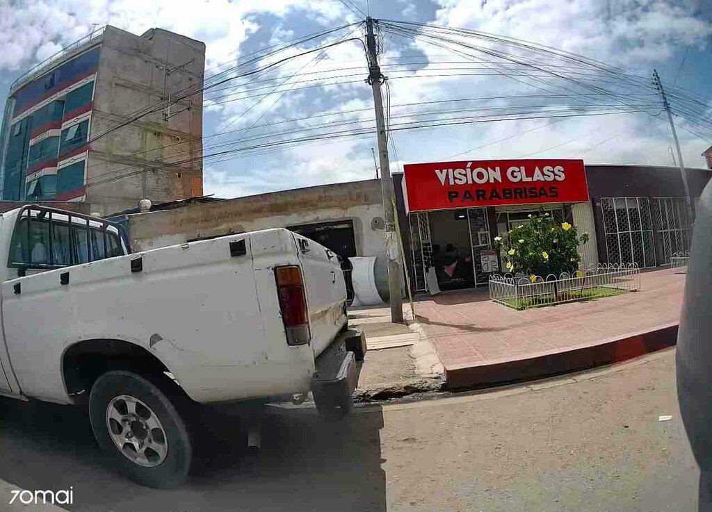 Motosiklet yedek parçaları Vision Glass Parabrisas Importados, Cochabamba, foto