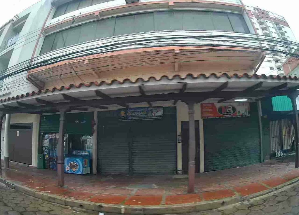Dış giyim mağazası Glomar, Santa‑Krus, foto