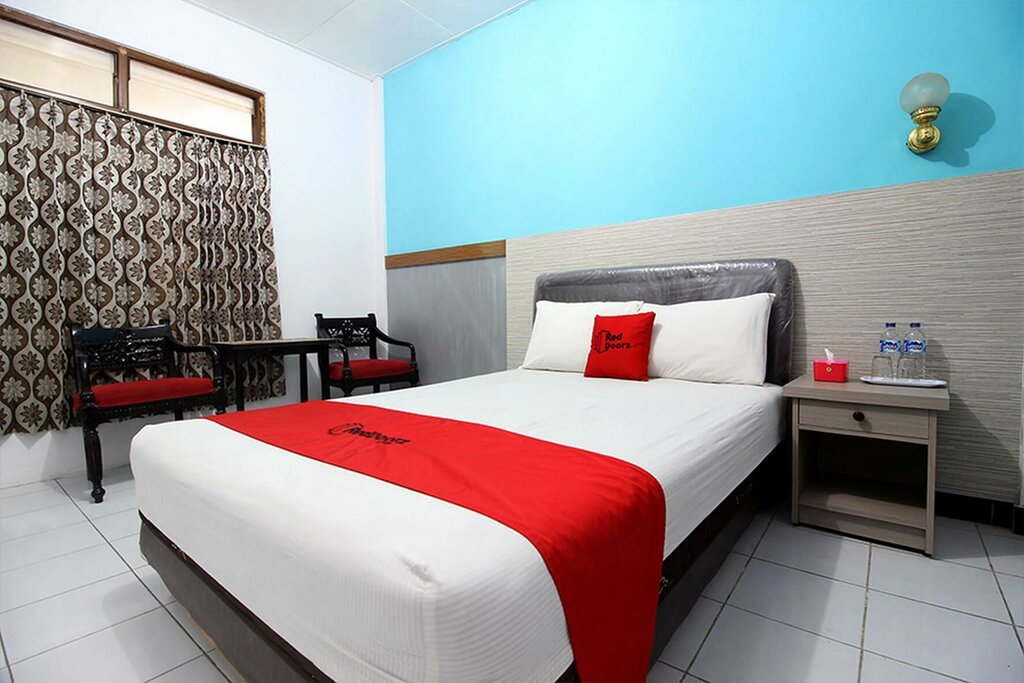 Otel RedDoorz Plus Syariah near Lempuyangan Station 3, Yogyakarta, foto