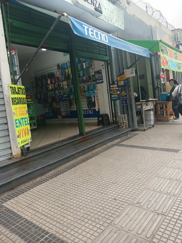 Cep telefonu ve aksesuarları satış mağazaları Tecno Noemicell, Santa‑Krus, foto