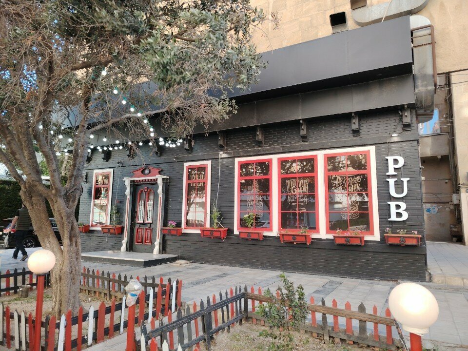 Pub Black Pub, Bakü, foto
