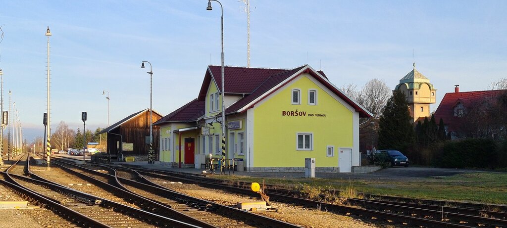 Tren istasyonu Boršov nad Vltavou, Güney Bohemya Bölgesi, foto