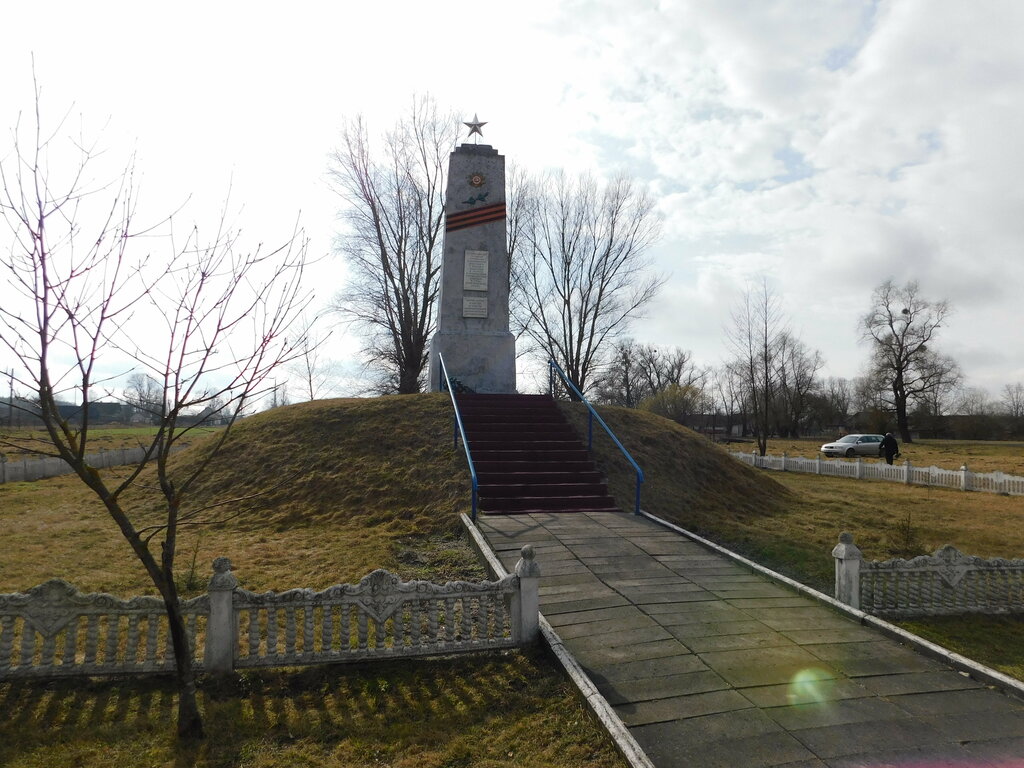 Anıt, heykel Monument, memorial, Brestskaya oblastı, foto