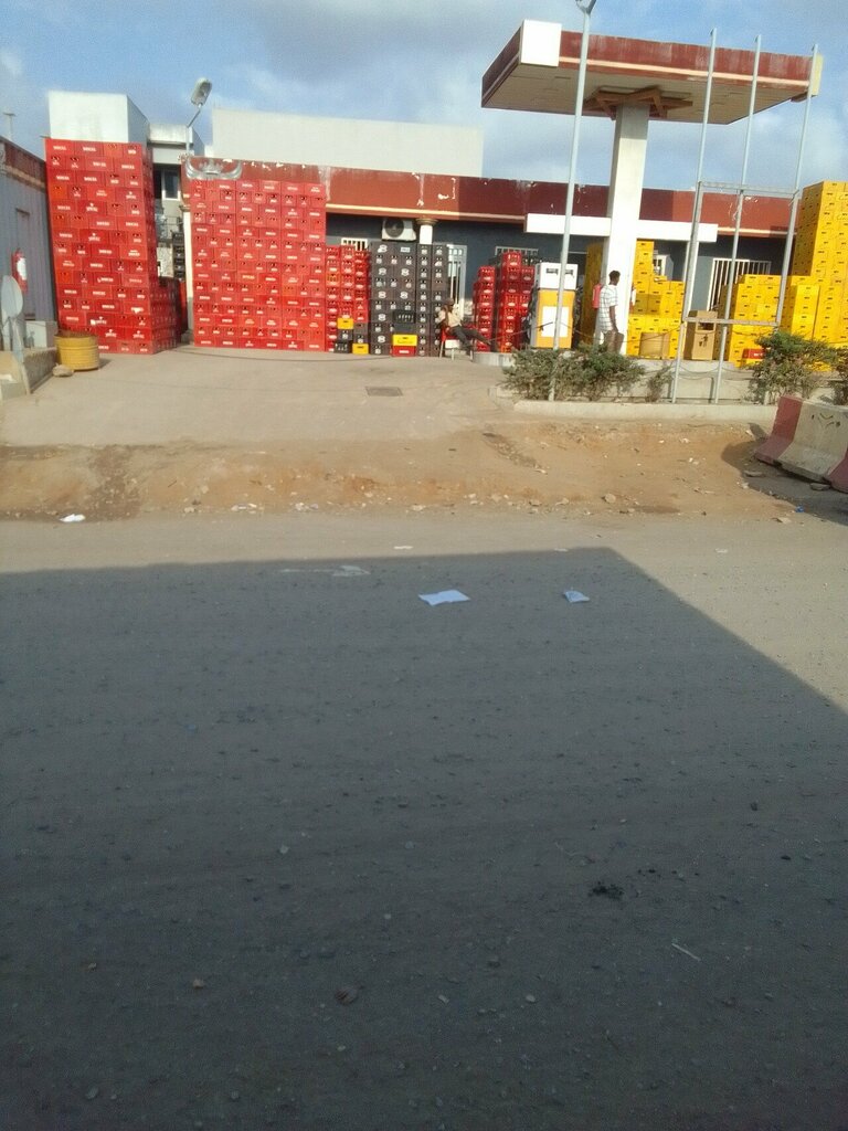 Benzin istasyonu Tudilu Petroleum, Loanda, foto