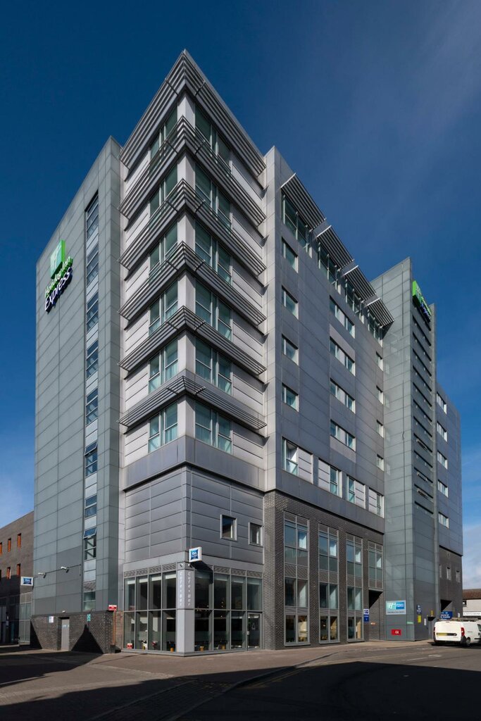 Otel Holiday Inn Express Swindon City Centre, Swindon, foto