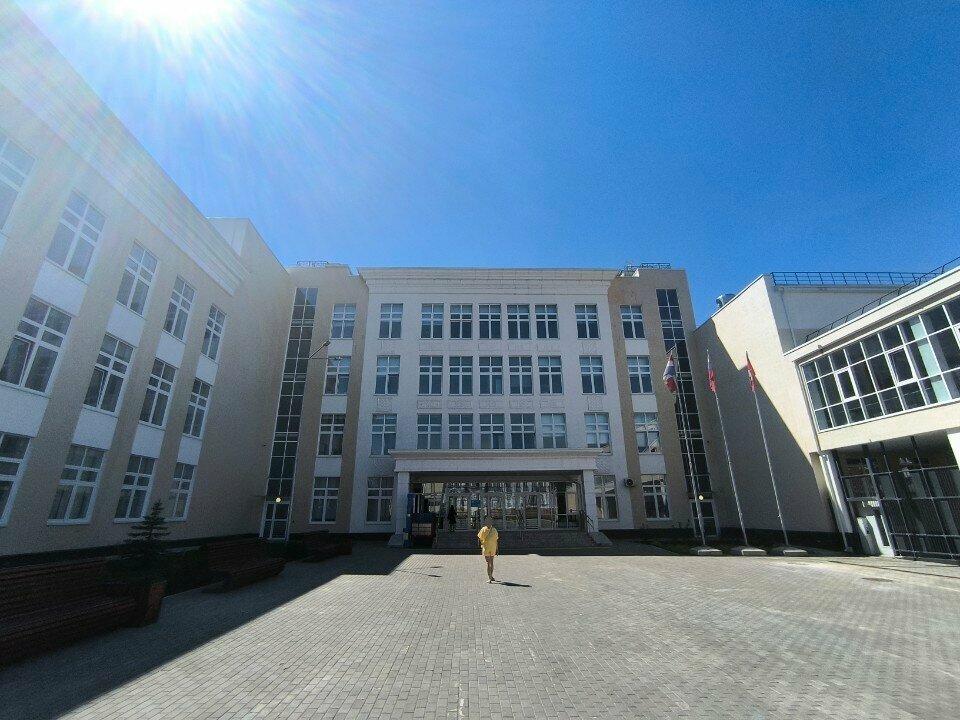 Fen lisesi, sosyal bilimler lisesi MBOU Gymnasium № 17, Perm, foto
