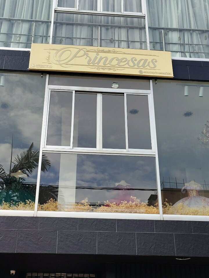 Dış giyim mağazası Princesas, Medellin, foto