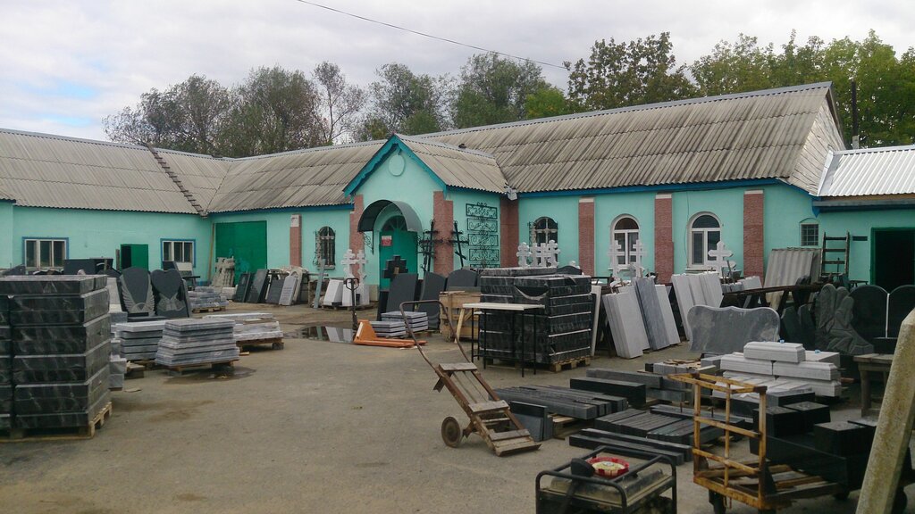 Heykel ve mezarlık taşı üreticileri ИП Храмов В. А., Saransk, foto