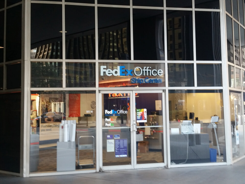 Fotokopi dükkanları FedEx Office Ship Center, Dallas, foto