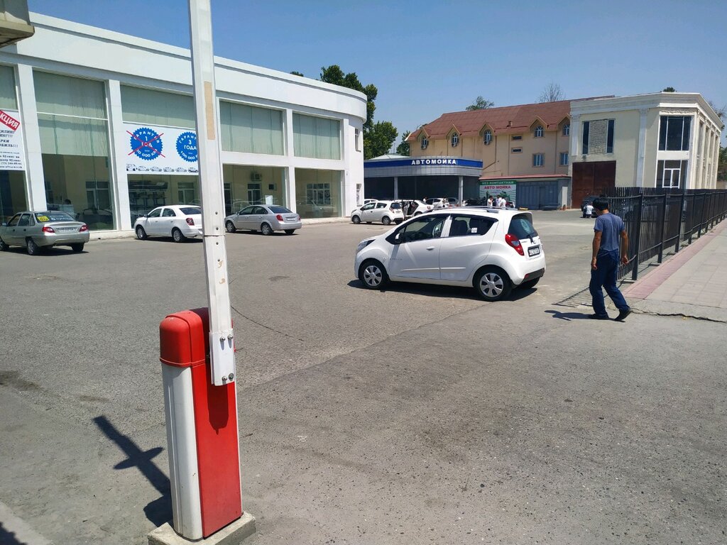 Otoparklar Car Parking, Fergana, foto