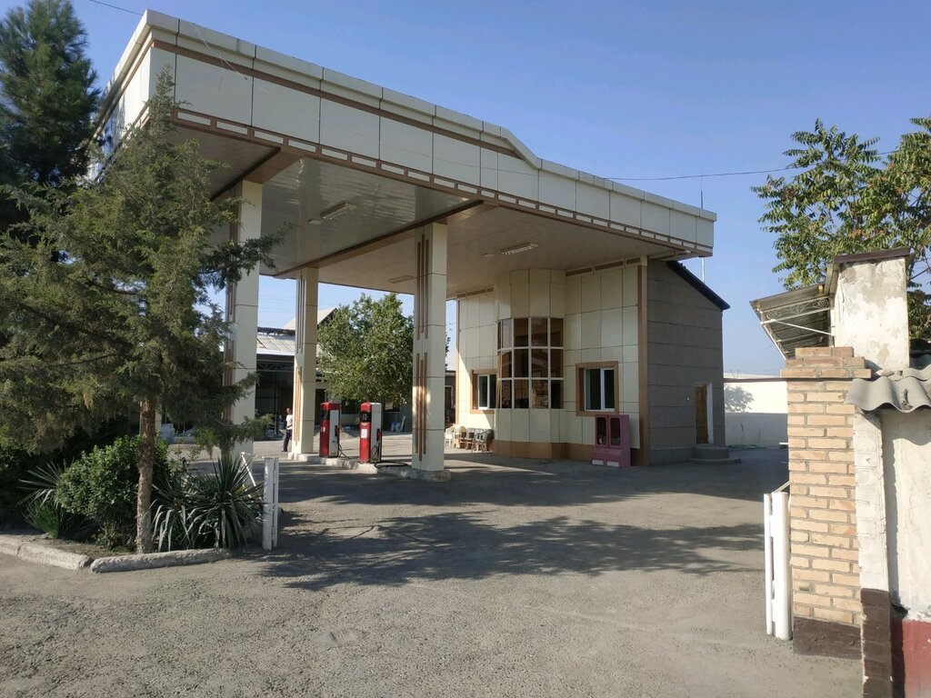 Benzin istasyonu Ahadxon hoji, Mergilân, foto