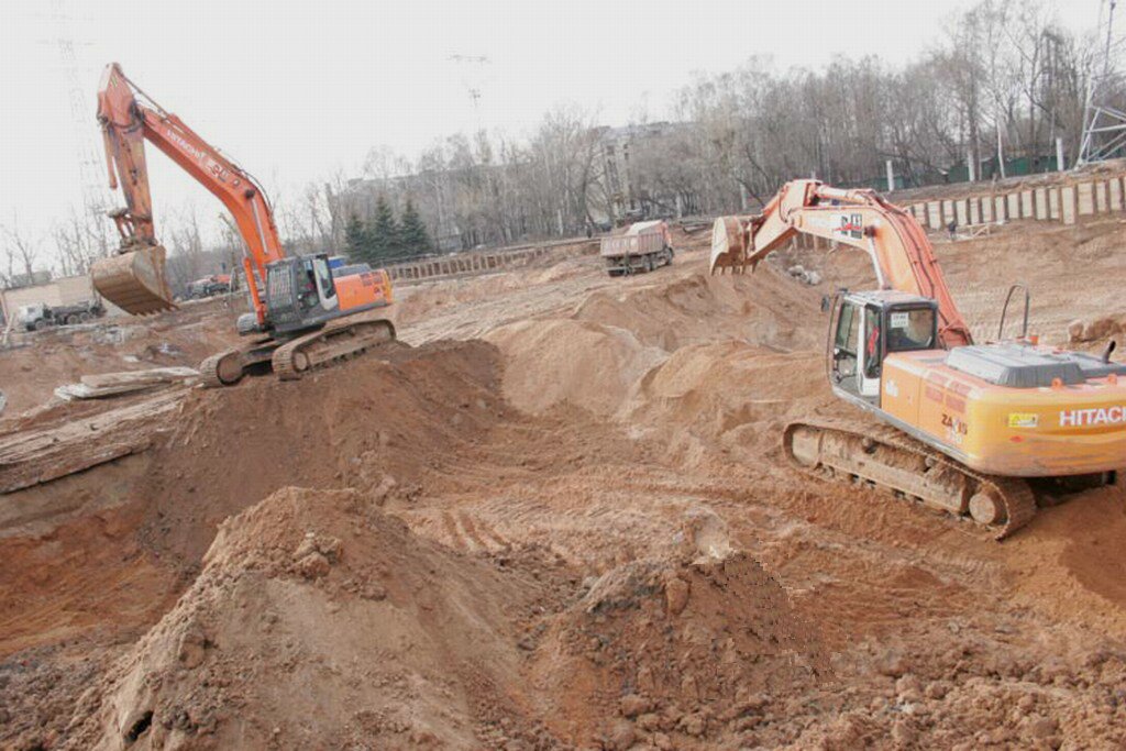 Otopark ve tamirhaneler Dondieselgroup, Şahty, foto