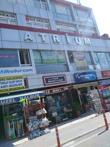 Eminem Peruk (İstanbul, Beylikdüzü, Büyükşehir Mah., Başak Sok., 2), güzellik salonu  İstanbul'dan