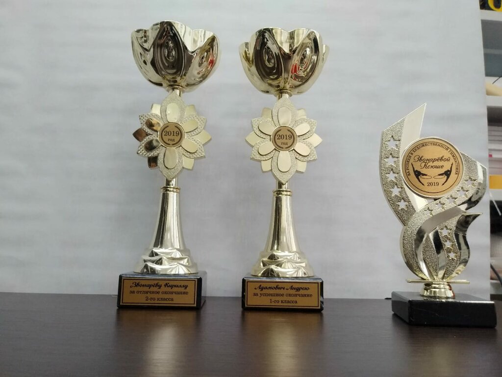 Hediyelik eşya üretimi ve toptan satışı Podarki dlya muzch, Saint‑Petersburg, foto