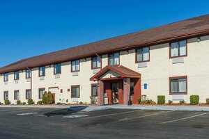 Super 8 by Wyndham Campbellsville Ky (Kentucky, Taylor County, Campbellsville), otel  Campbellsville'den