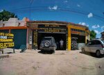 Sin Limite (Santa Cruz de la Sierra, Distrito Municipal 10, Avenida Moscú), oto döşeme  Santa‑Krus'tan
