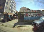 Autobox (Department of La Paz, Provincia Murillo, La Paz, Calacoto, Irpavi, Calle José García Lanza), oto döşeme  La Paz'dan