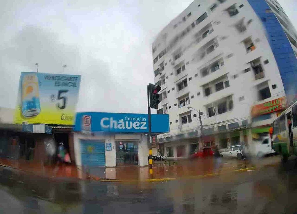 Eczaneler Farmacia Chavez, Santa‑Krus, foto