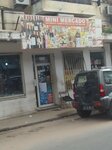 Mini mercado (Luanda Province, Municipality of Luanda, Cruzeiro), alkollü içecekler  Loanda'dan