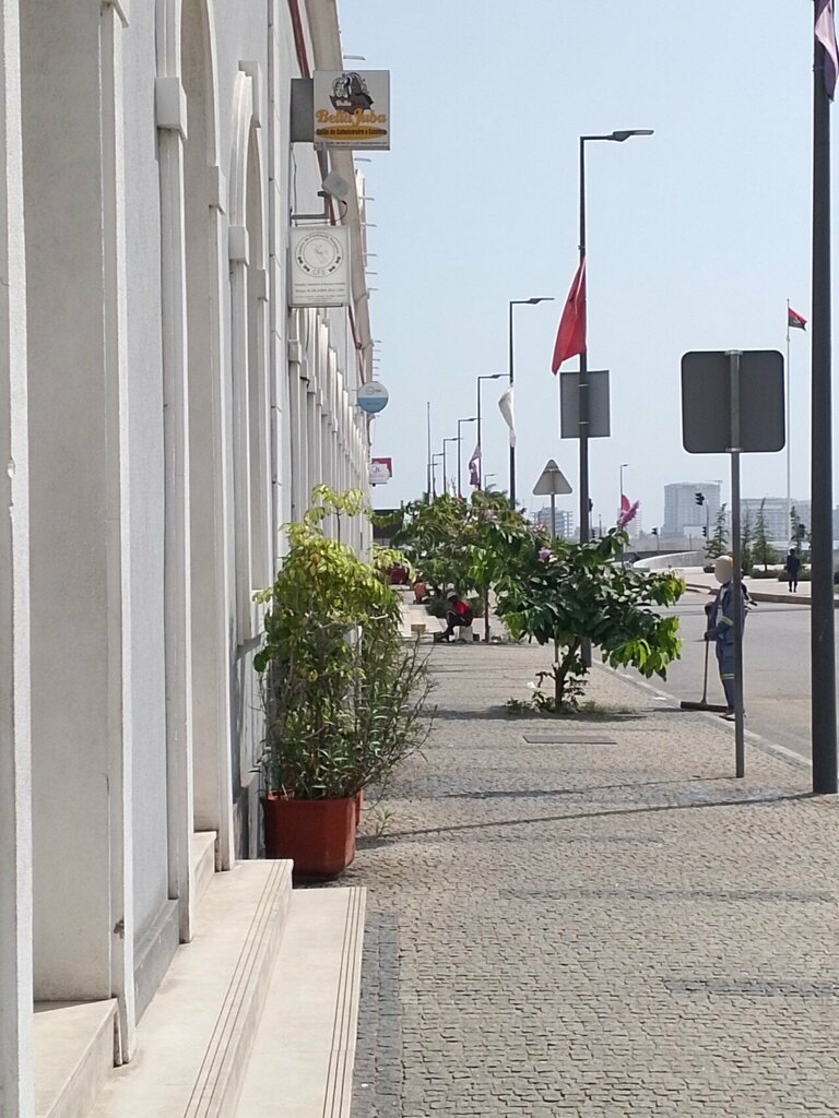 Güzellik salonu BellaJuda, Loanda, foto