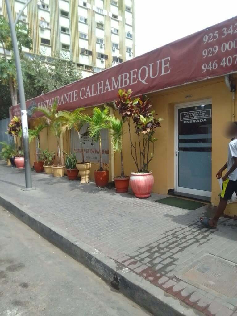 Kafe Restaurante Calhambeque, Loanda, foto