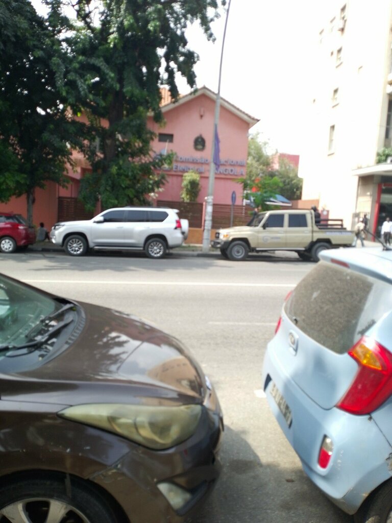 i̇nşaat firmaları Comissão Nacional Eleitoral Maianga, Loanda, foto