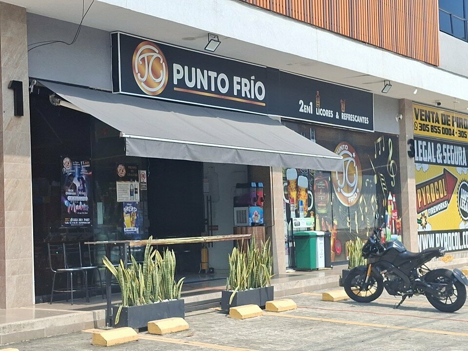 Alkollü içecekler Punto Frio, Cali, foto