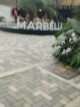 Marbella plaza (Valle del Cauca, Municipio de Santiago de Cali, Comuna 22, Parcelaciones Pance), alışveriş merkezleri  Cali'den