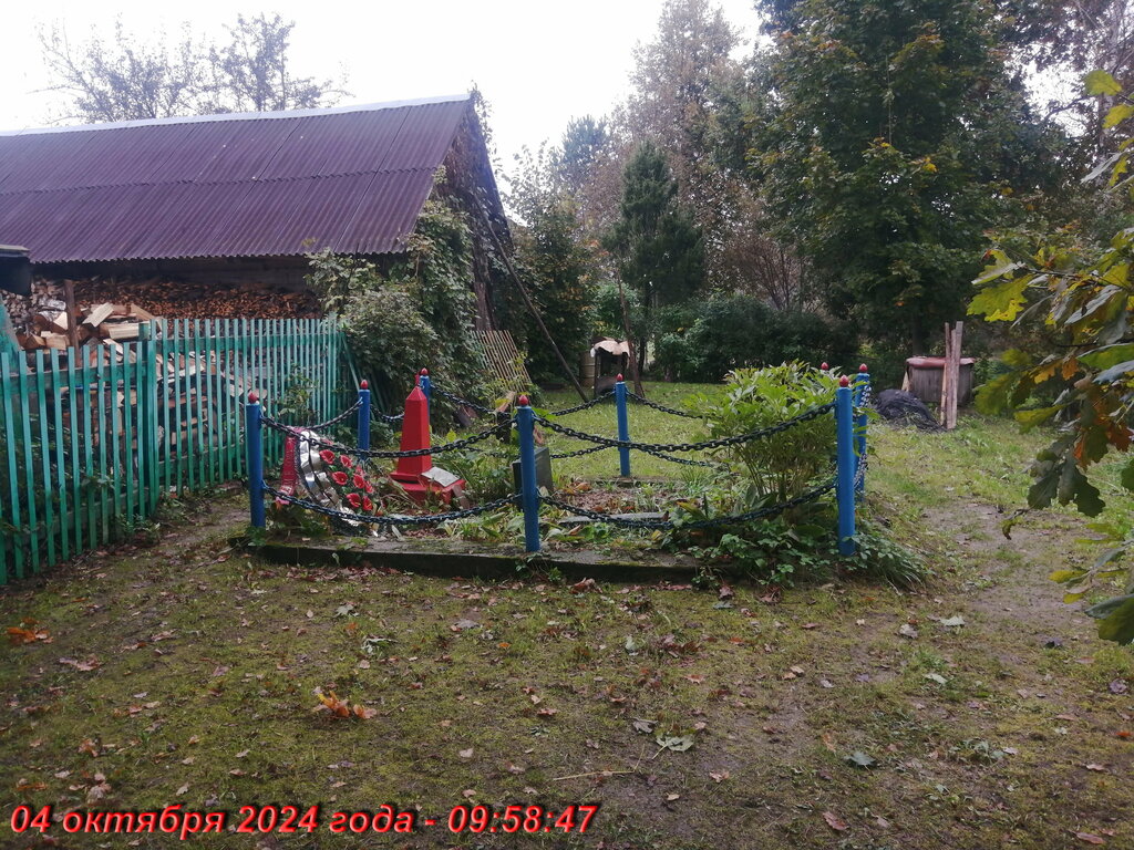 Anıt, heykel Воинское захоронение № 4465, Vitebskaya oblastı, foto