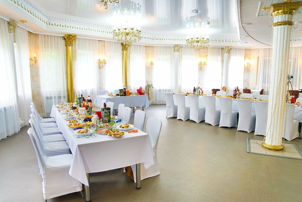 Düğün, toplantı salonu Гостиный дворик, Udmurtiya, foto