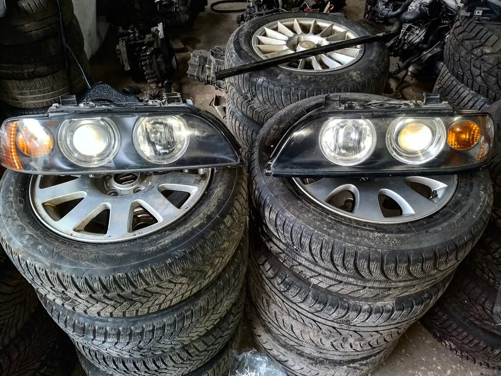 Otomobil yedek parçaları Auto dismantling from Germany, Rudny, foto