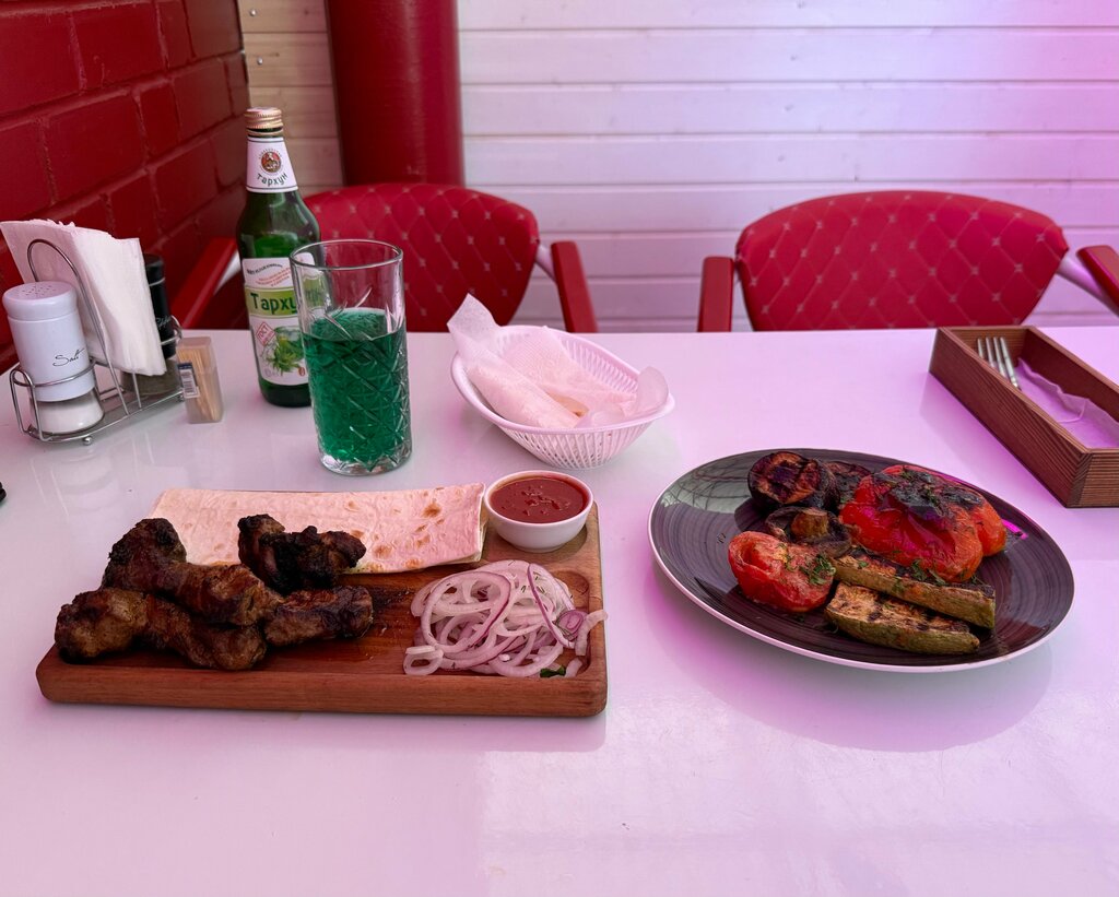 Kafe На углях, Elista, foto