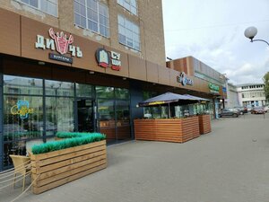 СушиШеф (ulitsa Tevosyana No:25), kafe  Elektrostal'den