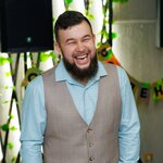 Ведущий Александр Яшков Богатырь (Fyodora Gladkova Street No:3Б, Cheboksary), kutlama sunucuları  Cheboksary'den