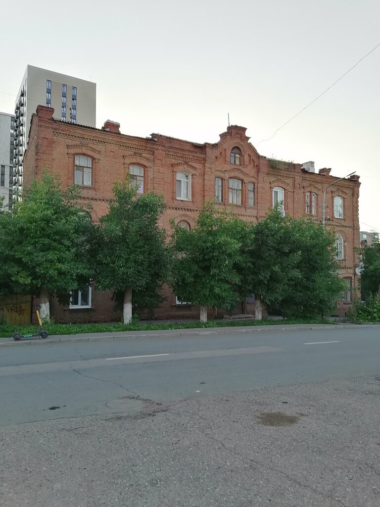 Turistik yerler Южный доходный дом С. Ф. Савельева, Ufa, foto
