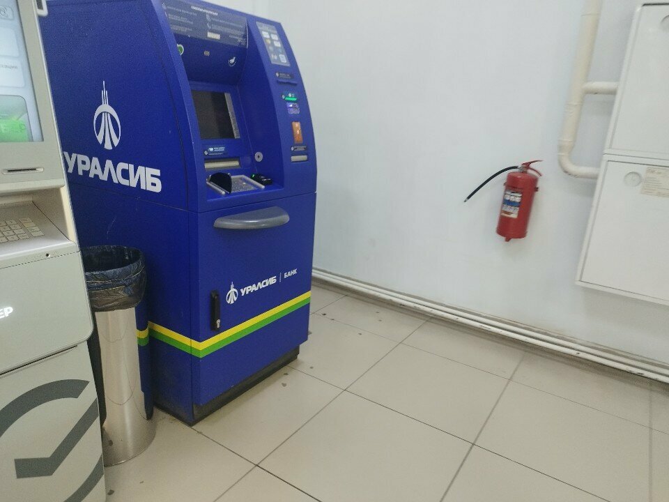 ATM'ler Уралсиб, Izhevsk, foto