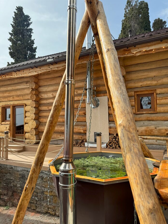 Hamamlar Altai kedar, Kırım Cumhuriyeti, foto