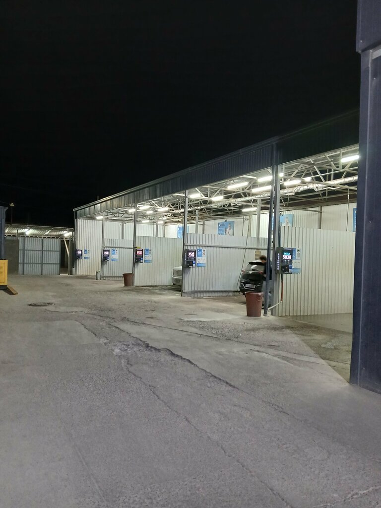 Su satışı Rodnik Ichimlik Suvi, Taşkent, foto