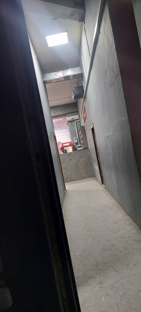 Bilgisayar kulübü De_train, Duşanbe, foto