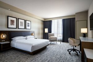 Delta Hotels by Marriott Wichita Falls Convention Center (United States Route 50), otel  Wichita Falls'tan