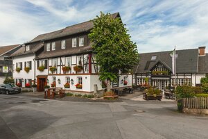 Landhotel Gasthof Willecke (North Rhine-Westphalia, Hochsauerlandkreis, Markt), otel  Kuzey Ren‑Vestfalya'dan