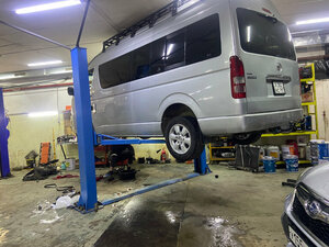 Svoy Autoservise (Volkhovskaya ulitsa No:26А, Vladivostok), otomobil servisi  Vladivostok'tan