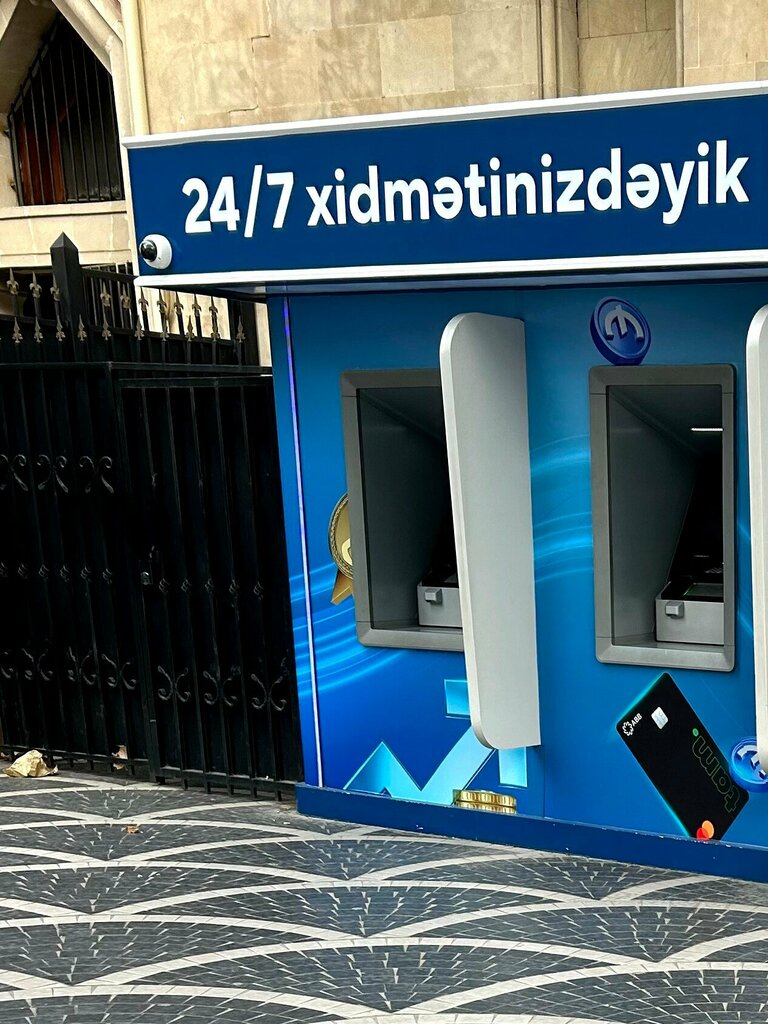 ATM'ler ABB, Bakü, foto