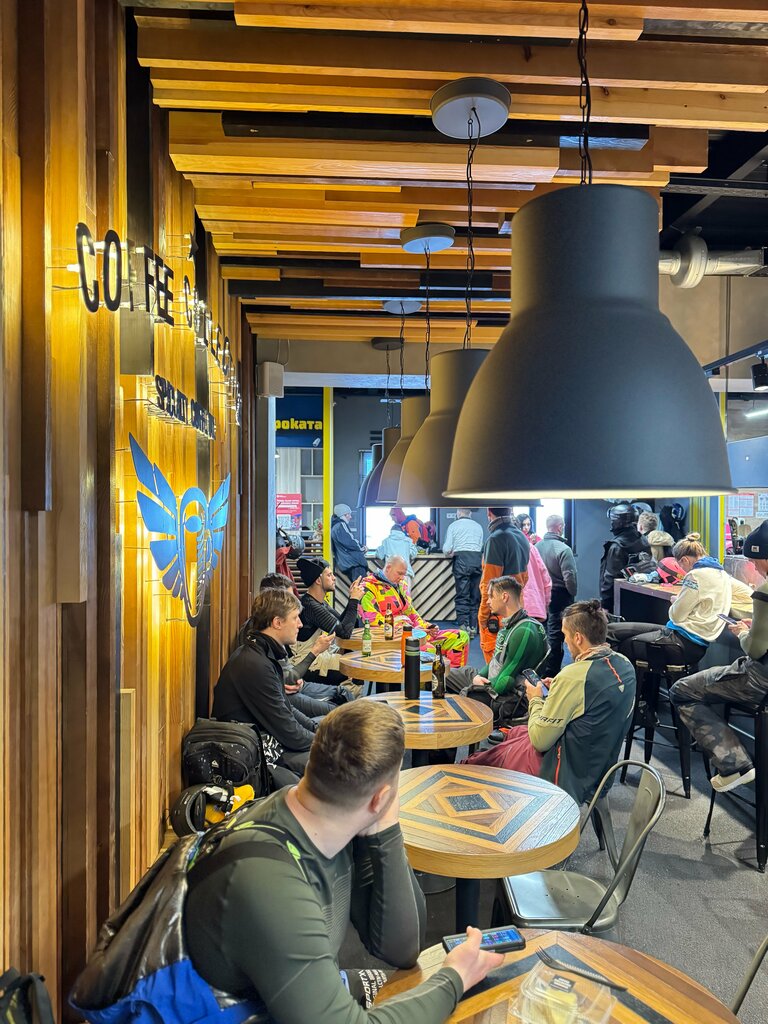 Kahve dükkanları CoffeeCollective Sheregesh, , foto