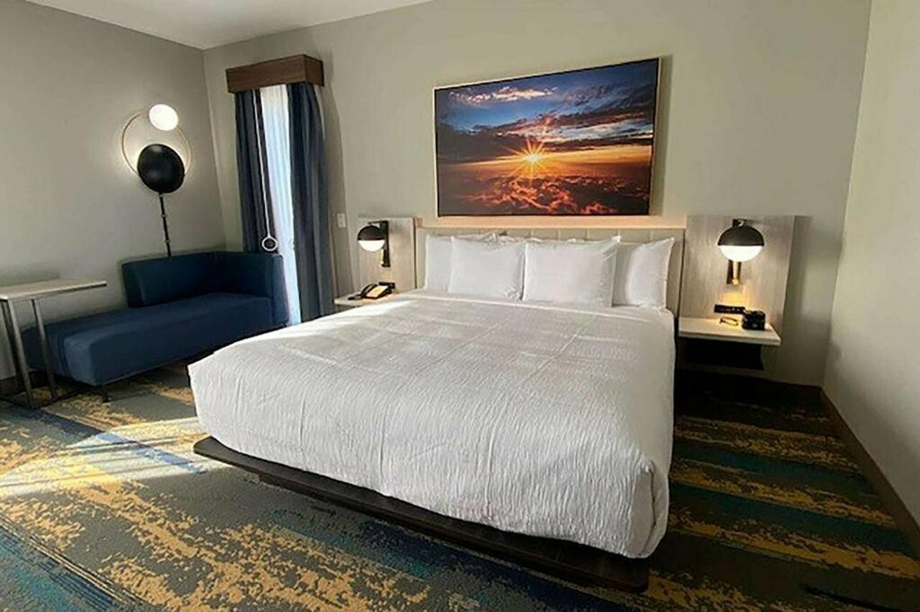 Otel La Quinta Inn & Suites by Wyndham DeSoto, Carrollton, foto