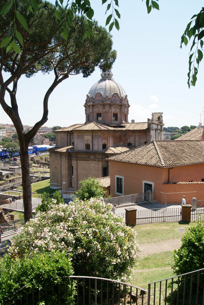 Katolik kiliseleri Chiesa dei Santi Luca e Martina, Roma, foto