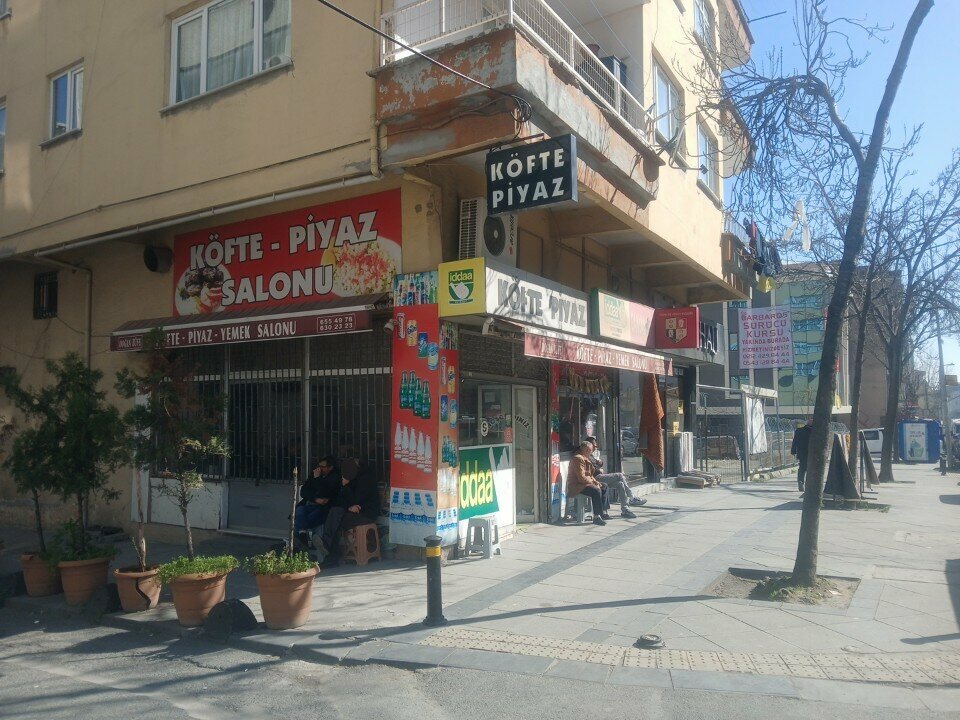 Şans oyunları 1074 Nolu Ganyan Bayi, İstanbul, foto