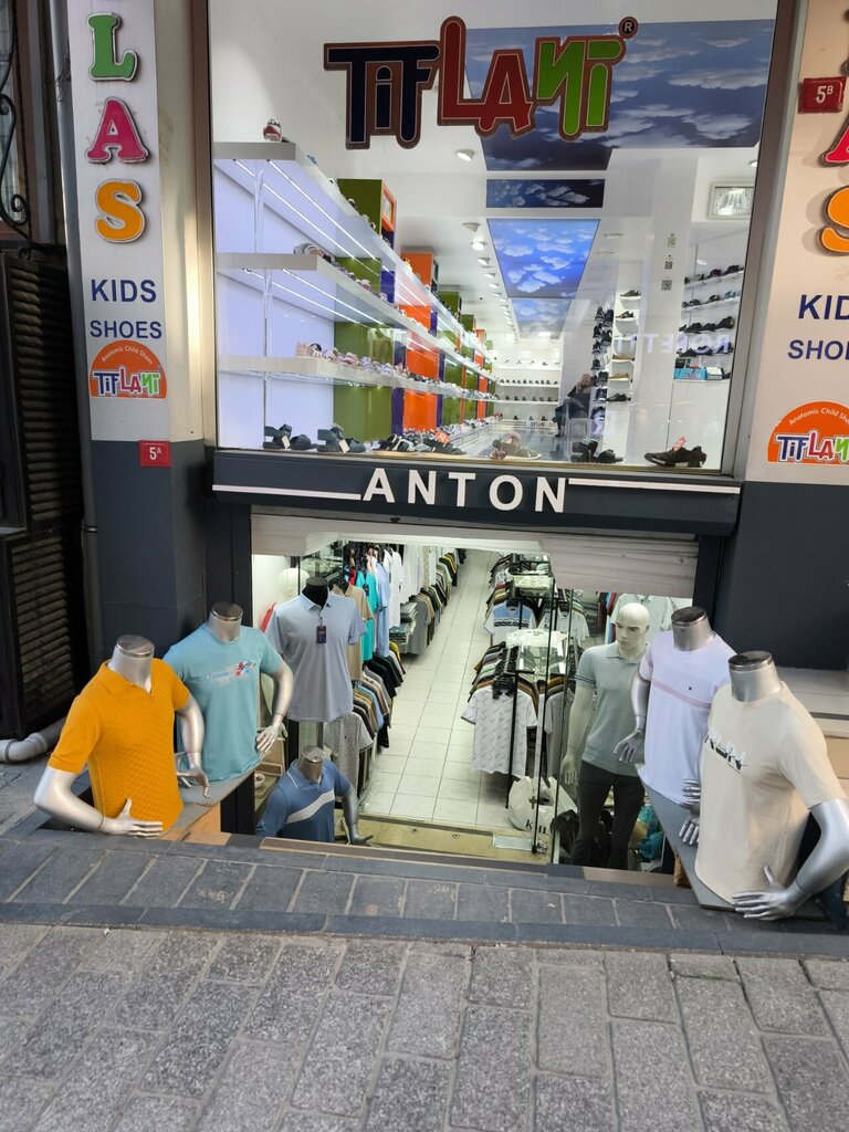 Giyim mağazası Anton Tekstil, İstanbul, foto