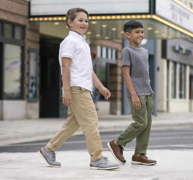 Ayakkabı mağazaları Florsheim, Lima, foto